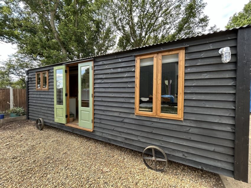 The Cheviot Shepherd Hut | Black Sheep Shepherd Huts Ireland